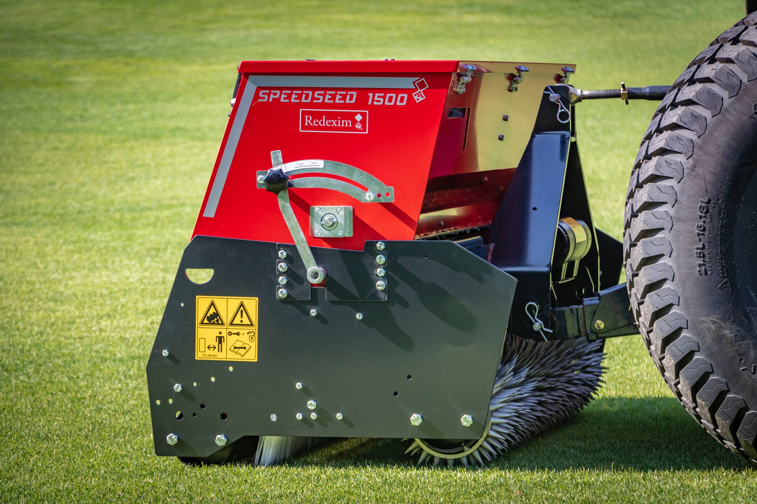 Dimple Seeder Vs Disc Seeder | Turfcareblog
